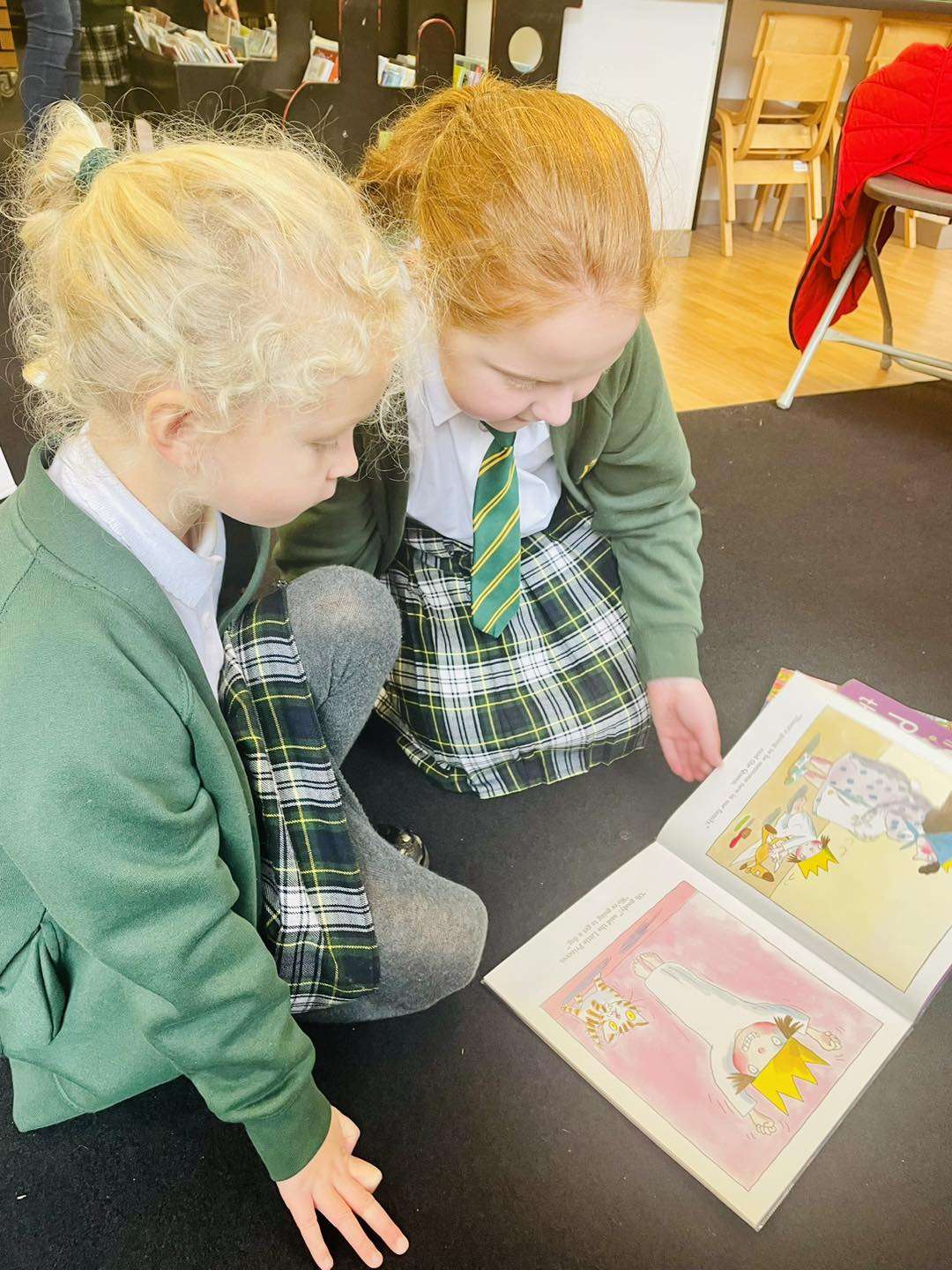 Reading Ambassadors visit to Haslingden Library for Y1 children. - St ...
